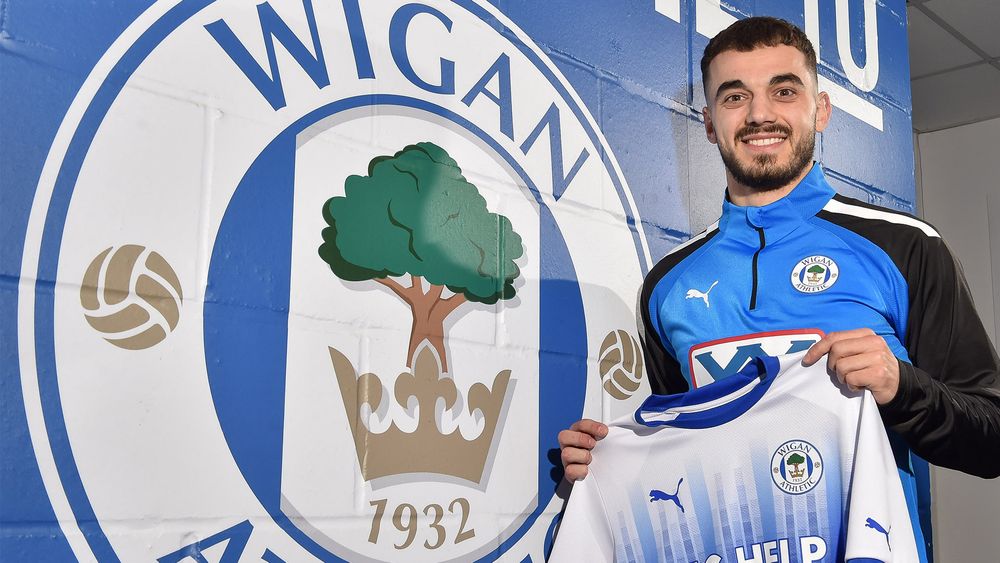 Wigan Athletic FC - Latics sign Danel Sinani on loan!