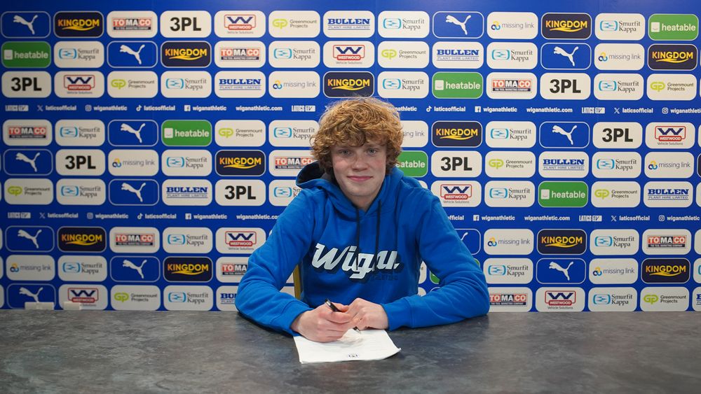 Wigan Athletic FC - Leo Graham Signs First Professional Contract